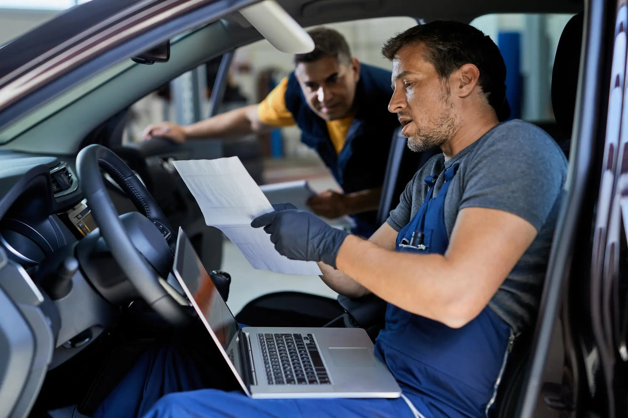 Hybrid Vehicle Expert Training – Learning Paths